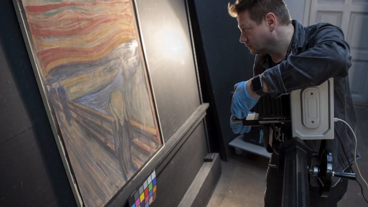 The Scream Explained: Meaning Behind Edvard Munch’s Iconic Painting