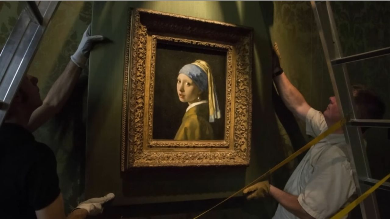 Girl with a Pearl Earring Explained: Meaning Behind Vermeer’s Masterpiece