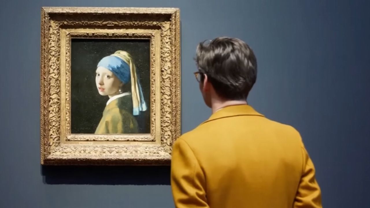 Girl with a Pearl Earring Explained: Meaning Behind Vermeer’s Masterpiece