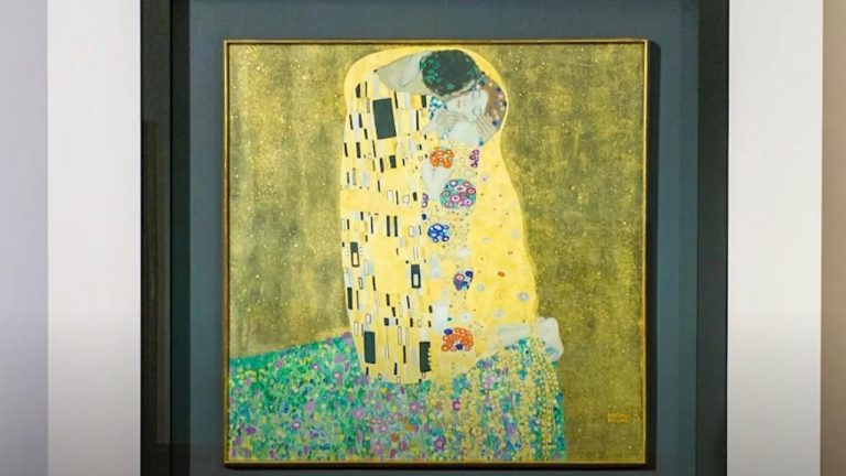 The Meaning of The Kiss: Klimt’s Vision of Love and Passion