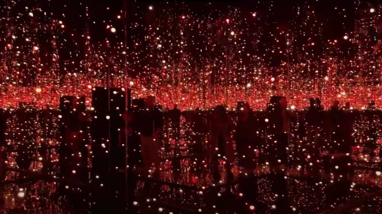 Infinity Mirror Rooms Explained: The Meaning Behind Yayoi Kusama’s Art