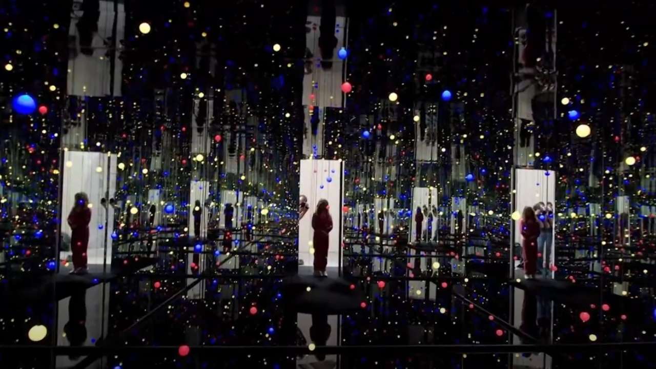 Infinity Mirror Rooms Explained: The Meaning Behind Yayoi Kusama’s Art