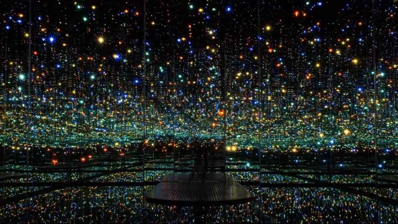 Infinity Mirror Rooms Explained: The Meaning Behind Yayoi Kusama’s Art