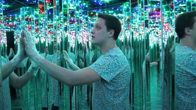 Infinity Mirror Rooms Explained: The Meaning Behind Yayoi Kusama’s Art